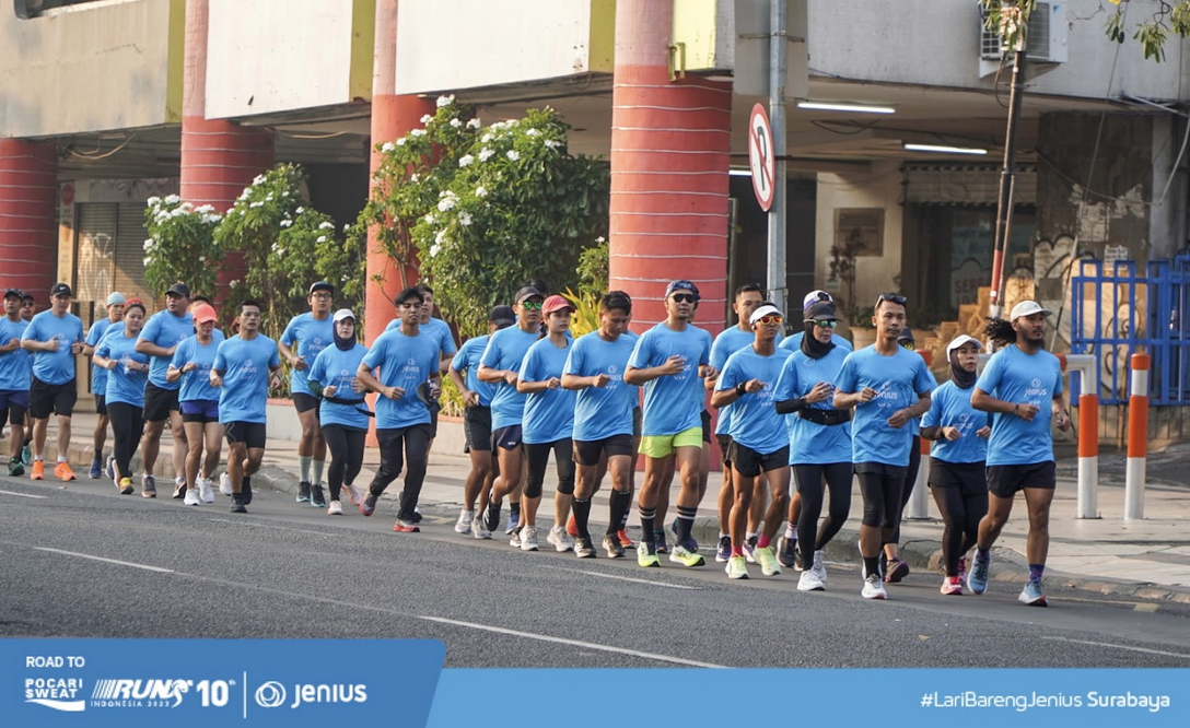 Keseruan Lari Bareng Jenius dalam Road to Pocari Sweat Run Indonesia 2023